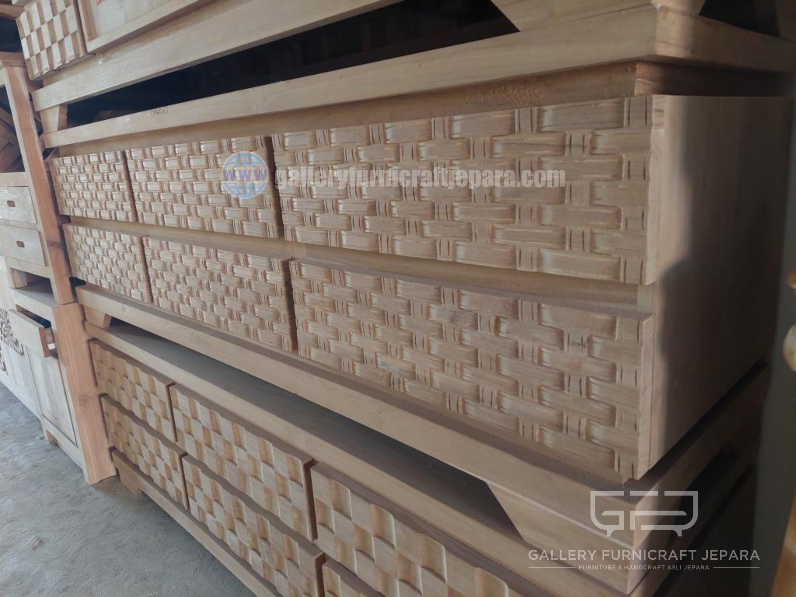 Bufet Tv Minimalis Gedhek Kayu Jati Unfinish – 170cm – Gallery ...