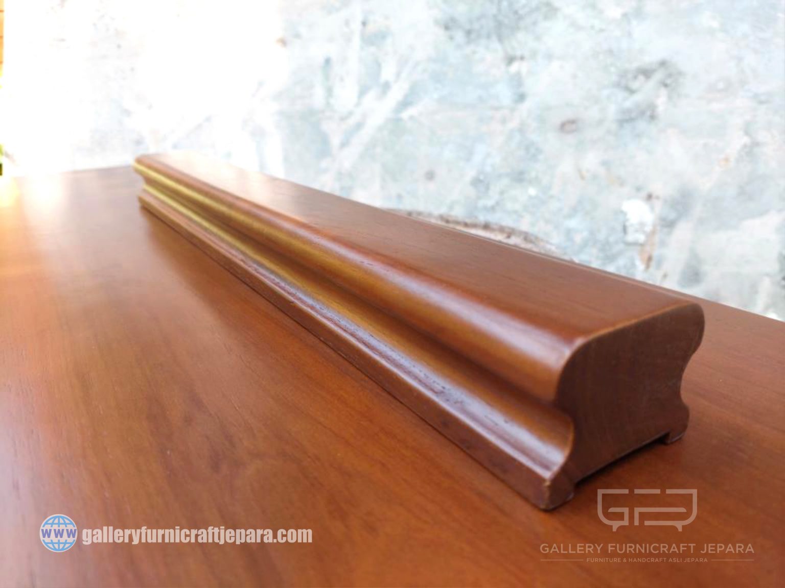 Custom Hand Railling Tangga Kayu Jati Solid – Gallery Furnicraft Jepara