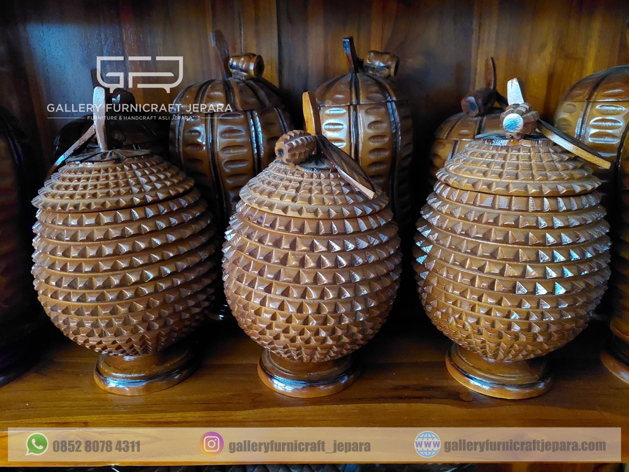 Toples Durian Kayu Mahoni 15x15x25cm – Gallery Furnicraft Jepara